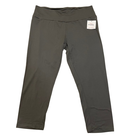 Sexy Basics | Pants & Jumpsuits | Nwt Sexy Basics Capri Leggings ...